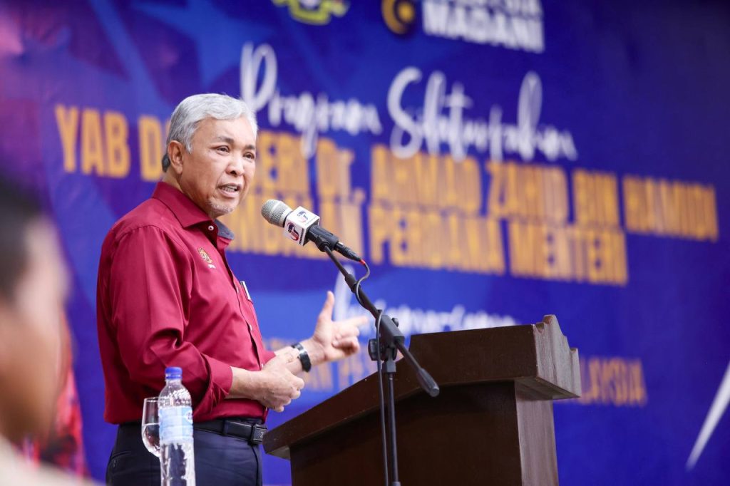 Harrison sudah terpecat dengan sendiri bila dia jadi calon PN - Zahid