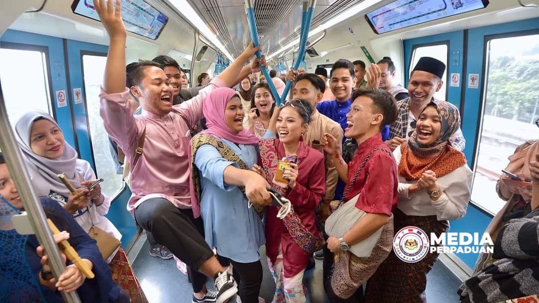 Keretapi Sarong 2023, pikat lebih 10,000 rakyat berbilang kaum